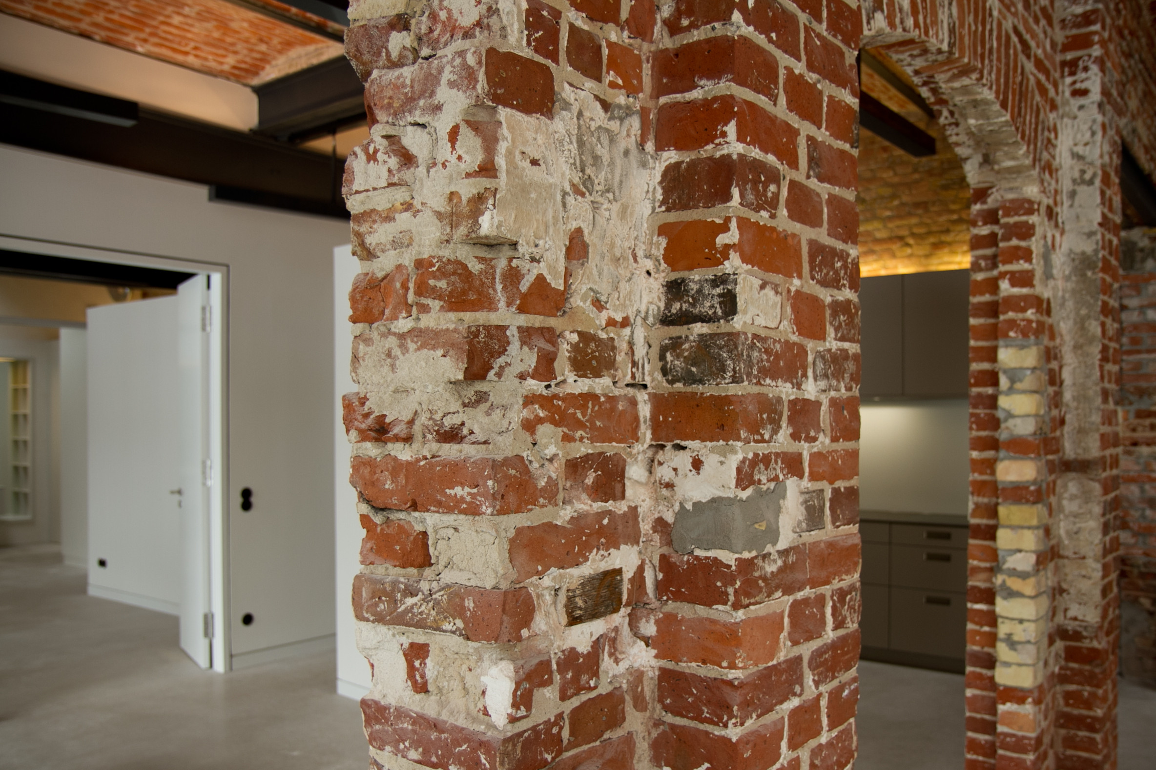 Houzz Германия: Деревянный кокон в берлинском лофте | Flatica